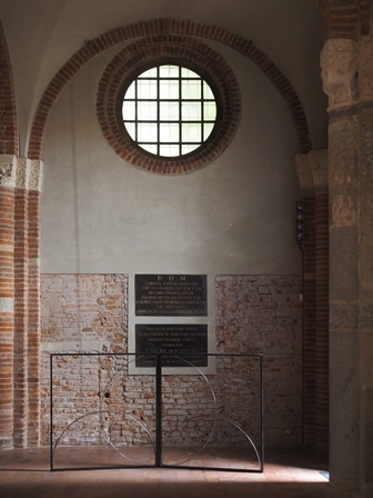 Milano, le sculture di Velocci nella basilica San Celso - ArteVarese.com